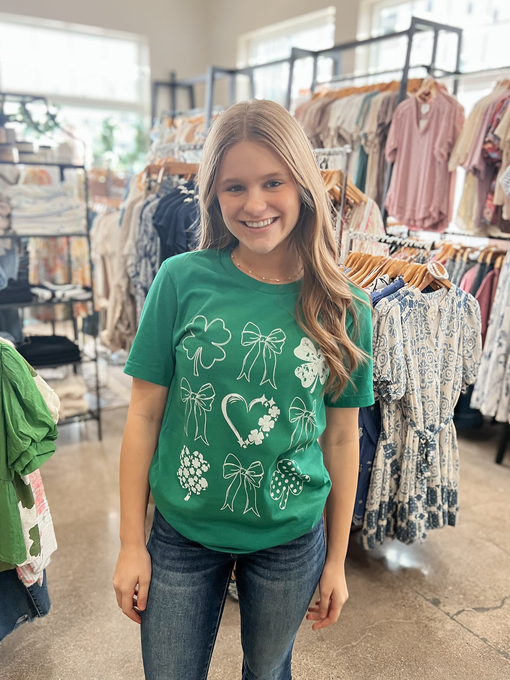 Bow & Shamrock Tee – Peyton & Peppy Boutique